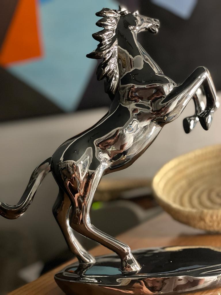 Grey metallic horse antique - ARTIQUE Gallery