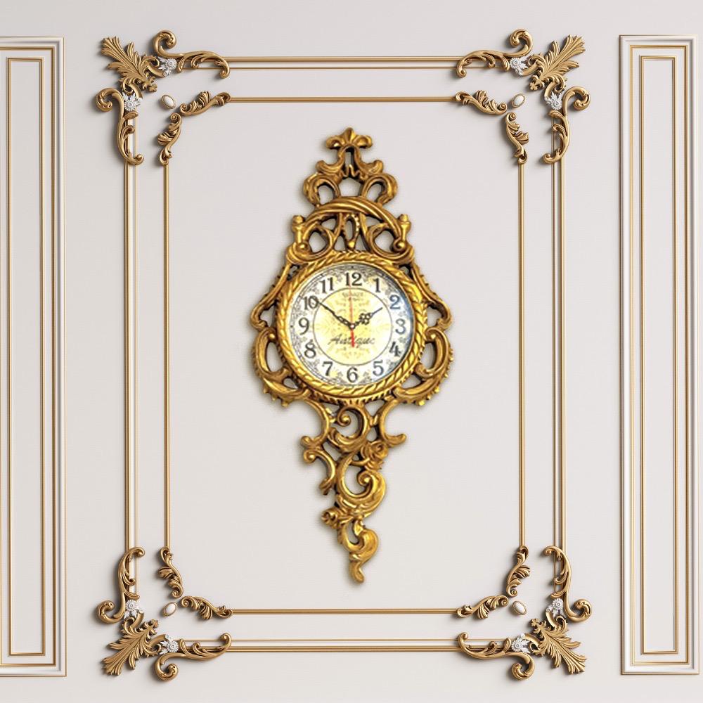 Vintage rococo wall clock - ARTIQUE Gallery