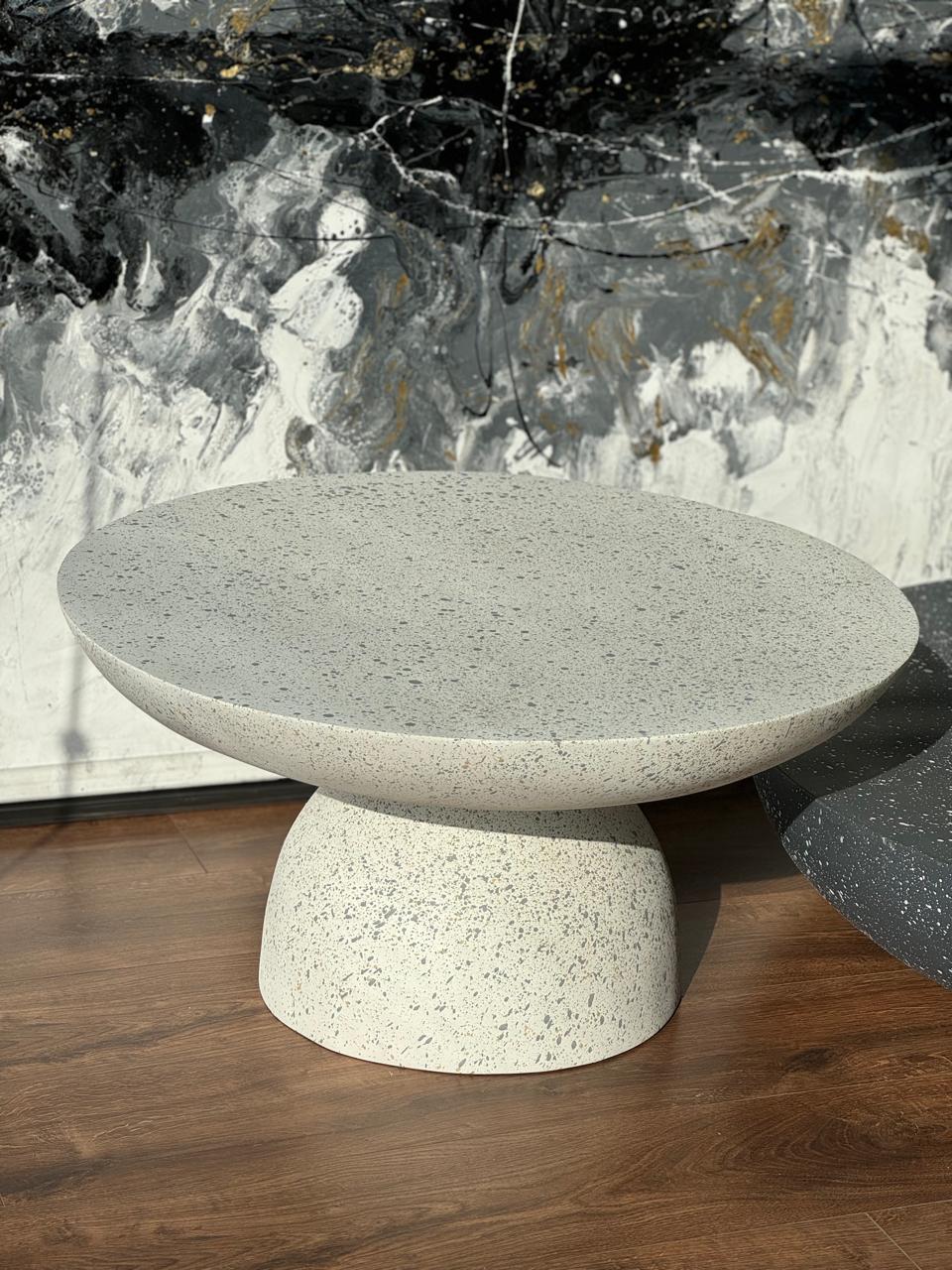 Fiberglass tables set (2Pcs) - ARTIQUE Gallery